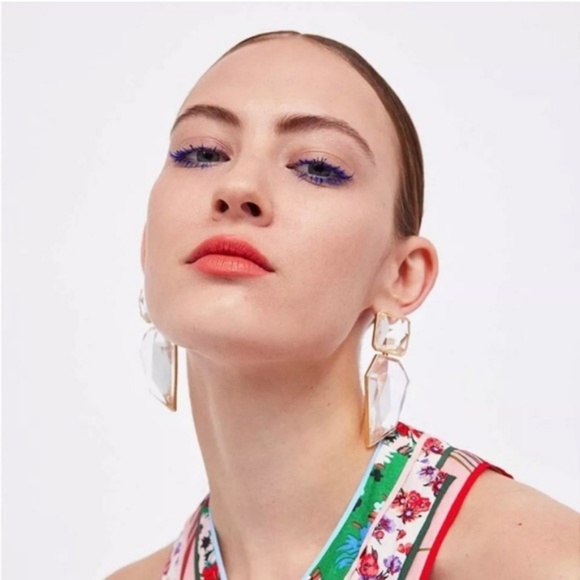 Zara | Jewelry | Nwot Zara Large Clear Acrylic Statement Earrings ...